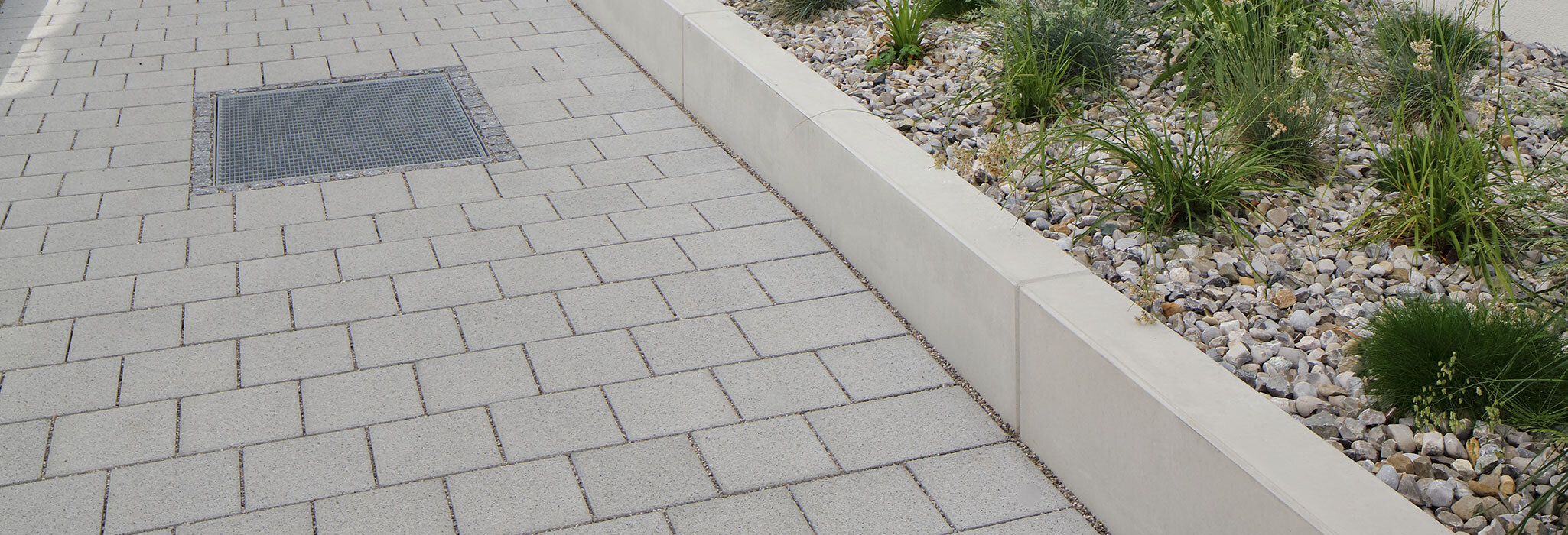 L-Tec Bordstein in Sichtbeton | Heim & Garten | Lithonplus